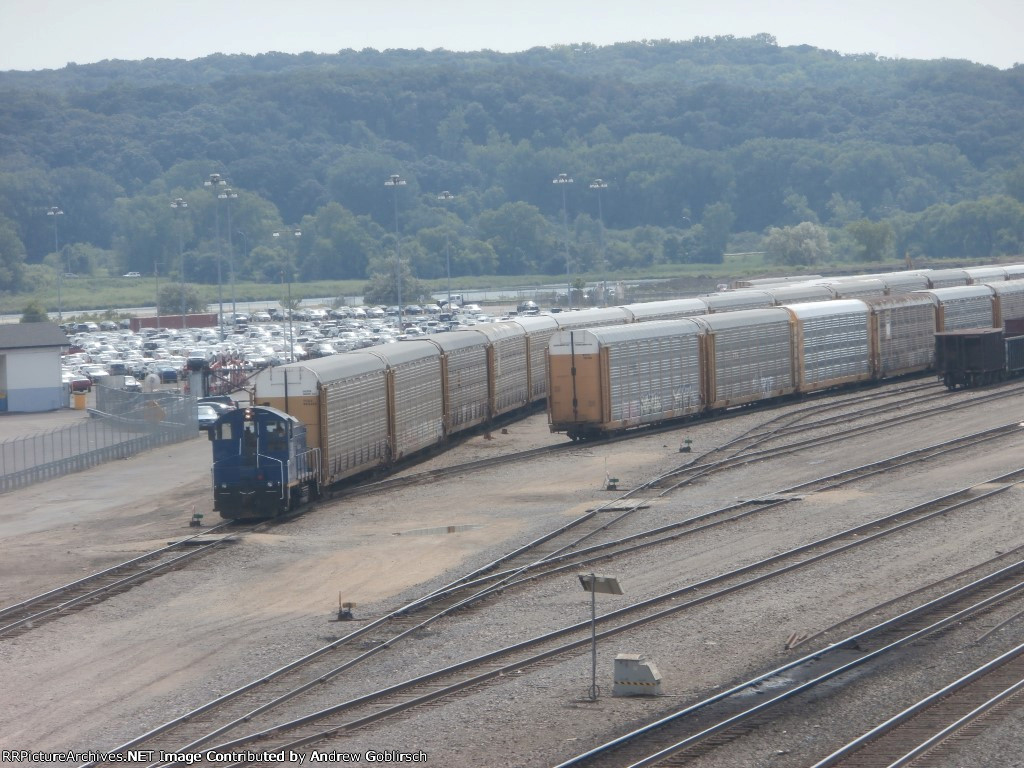 ECRX 1202 at the Pigg's Eye Yard